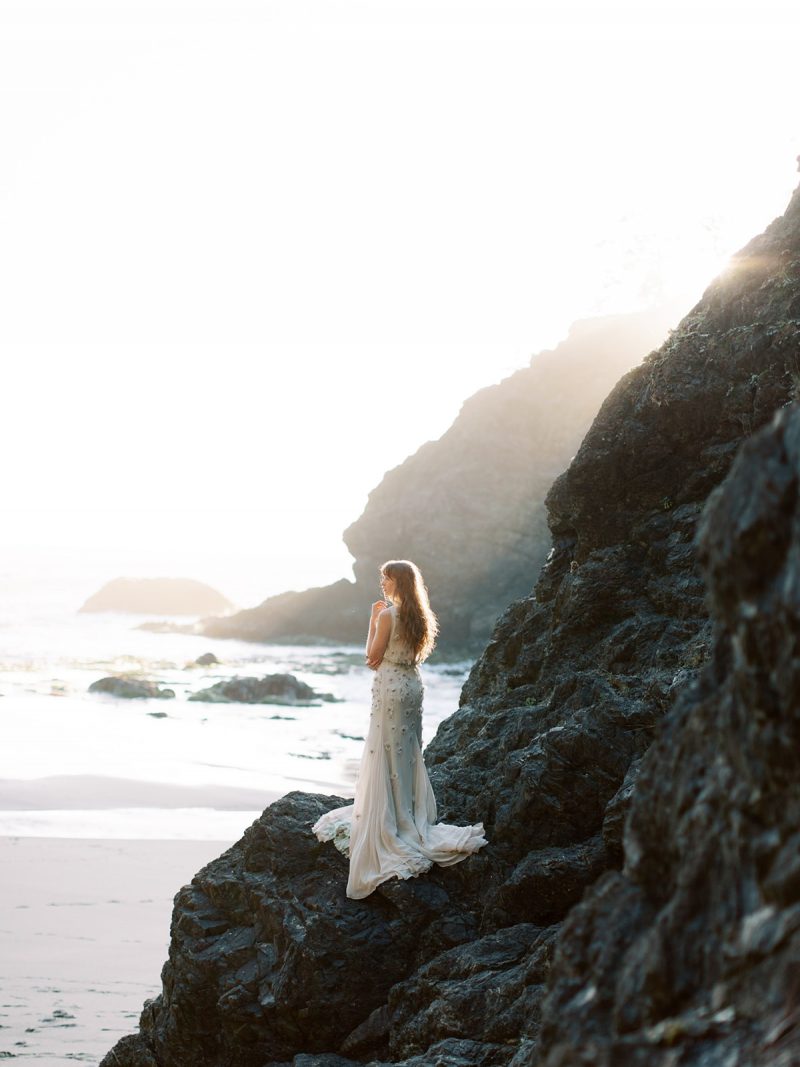 Shoreline Meets Sea Floor Wedding Inspiration - Elizabeth Anne Designs ...