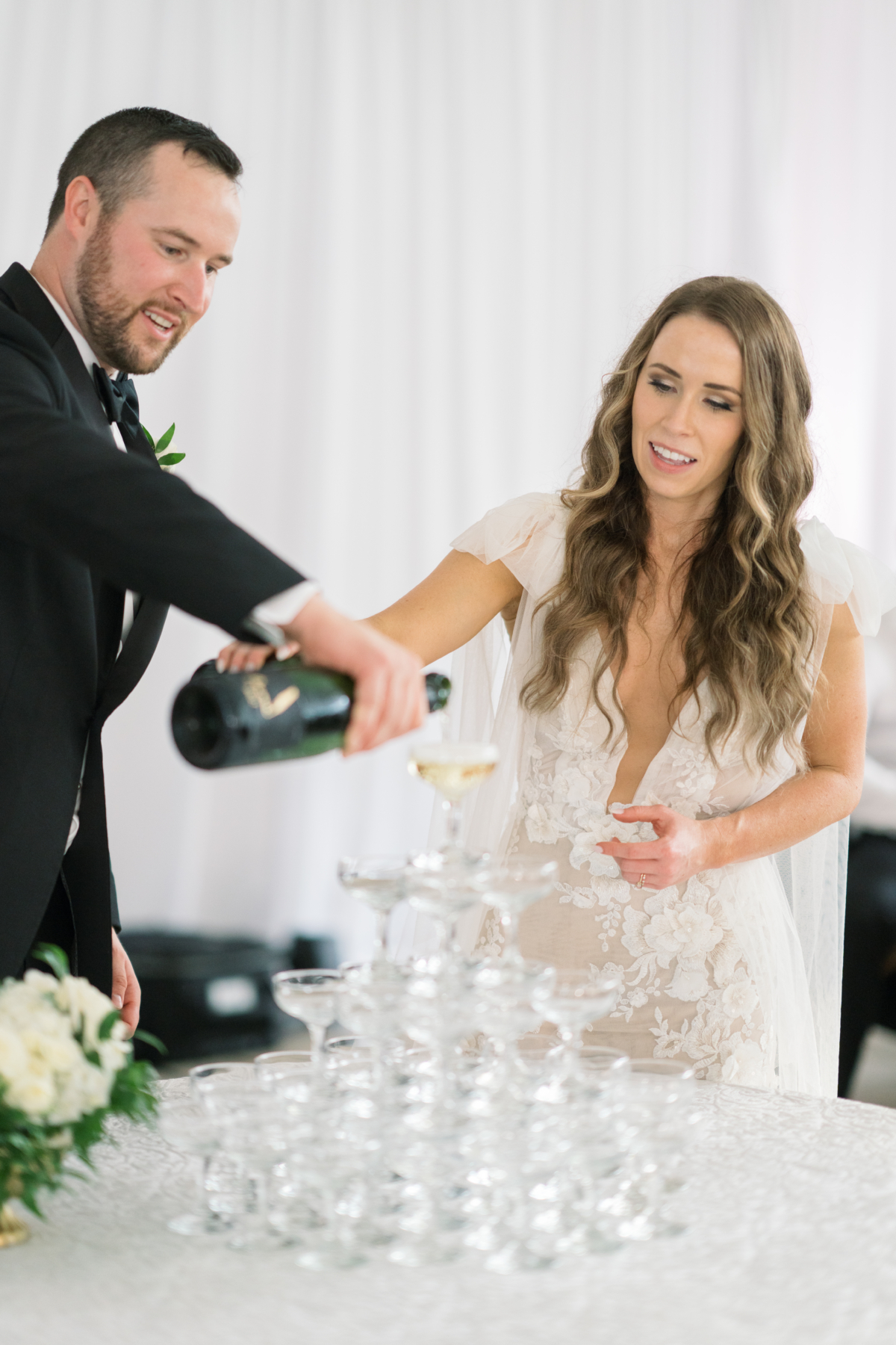 Tuscan Charm Meets Midwest Magic In This Dreamy Cincinnati Wedding ...